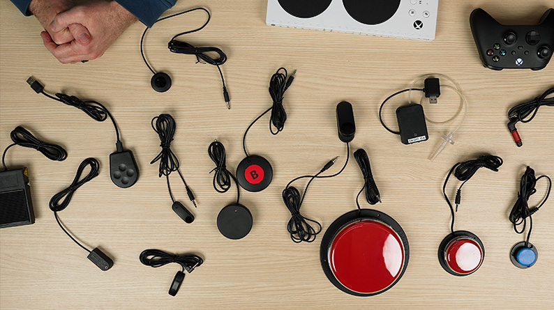 Using external buttons with the Xbox Adaptive Controller | Xbox Support